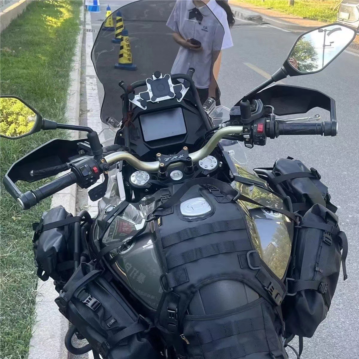 Universal Motorcycle Tank Bag Base, Off-Road Tank Vests Set | Inspire ...