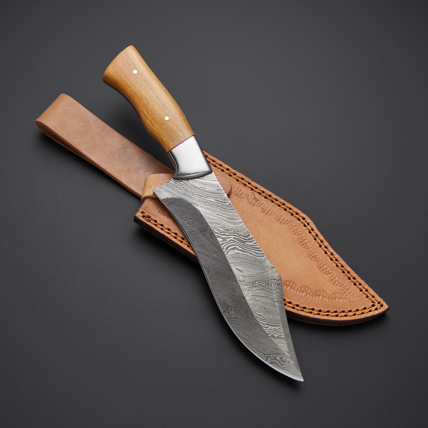 JANGO // 05 custom handmade Damascus with leather sheath | Inspire Uplift