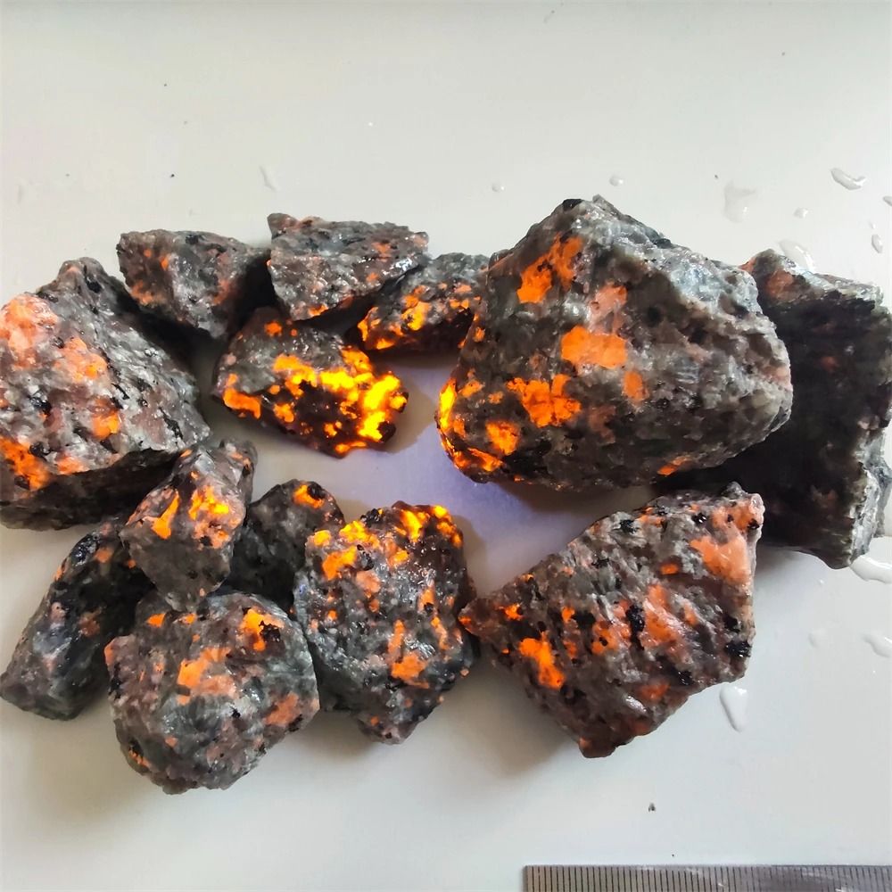 Natural Fluorescent Yooper lite Flame Stone for Home and Ene | Inspire ...
