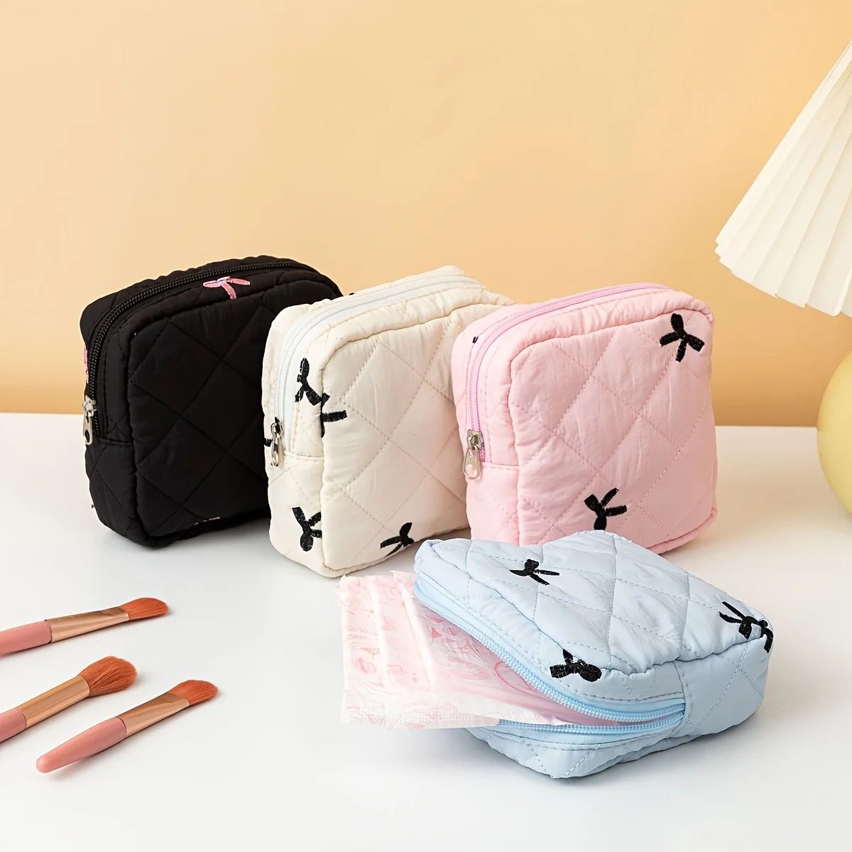 Bow Pattern Sanitary Pad Storage Pouch – Portable Feminine O | Inspire ...