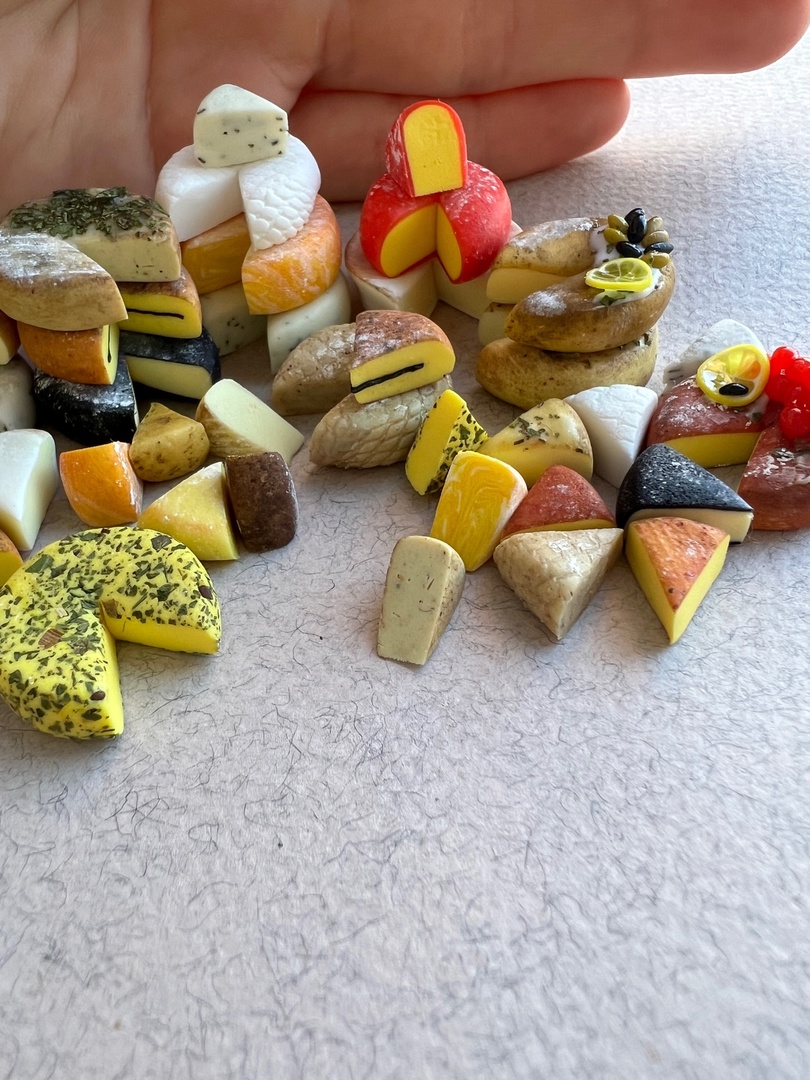 Miniature cheese set 20 pc | Inspire Uplift